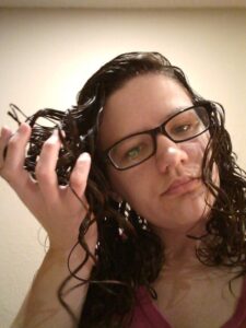 What is A Hair Cast or Gel Cast & How To Create One - Wavy Hair Care